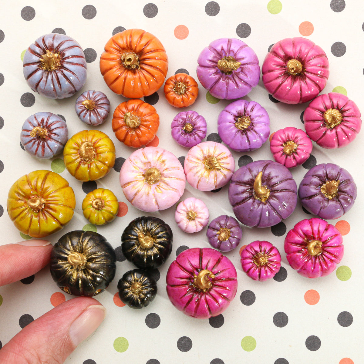 Coloured Handmade Miniature Pumpkins – Paris Miniatures